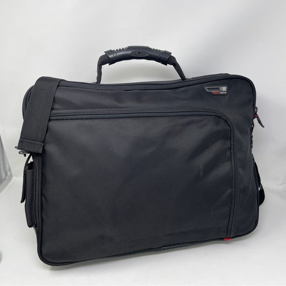 Ful | Bags | Ful Commotion Messenger Shoulder Laptop Bag Black | Poshmark